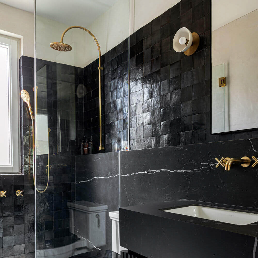 Hang Up Your Appetite: The Allure of Hanging Restaurant Lights ...