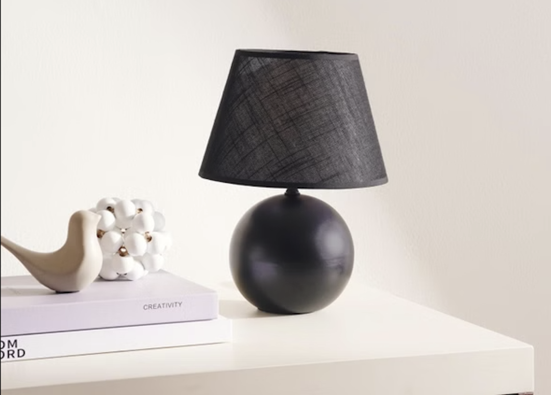 Popular Use of Simple Table Lamps in Study Rooms - Pentimentolighting